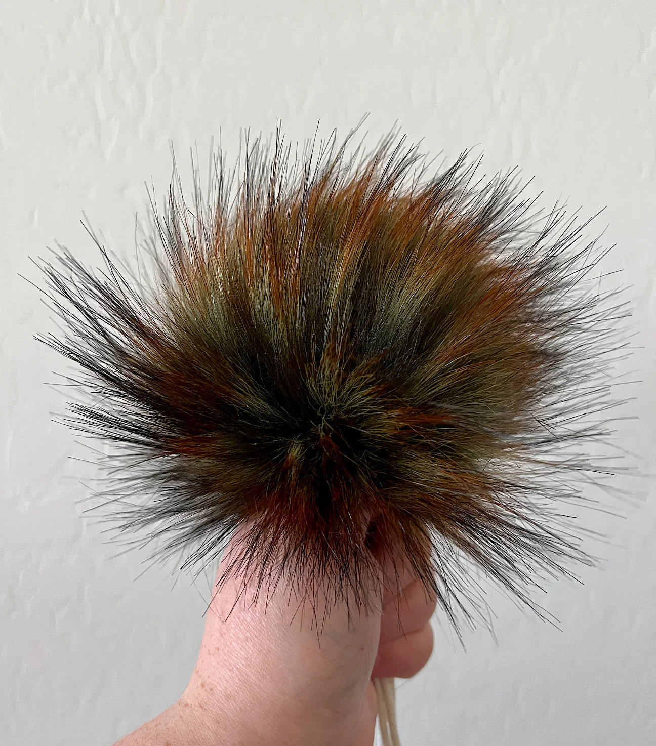 wholesale faux-fur poms – Sugar Maple Fibers